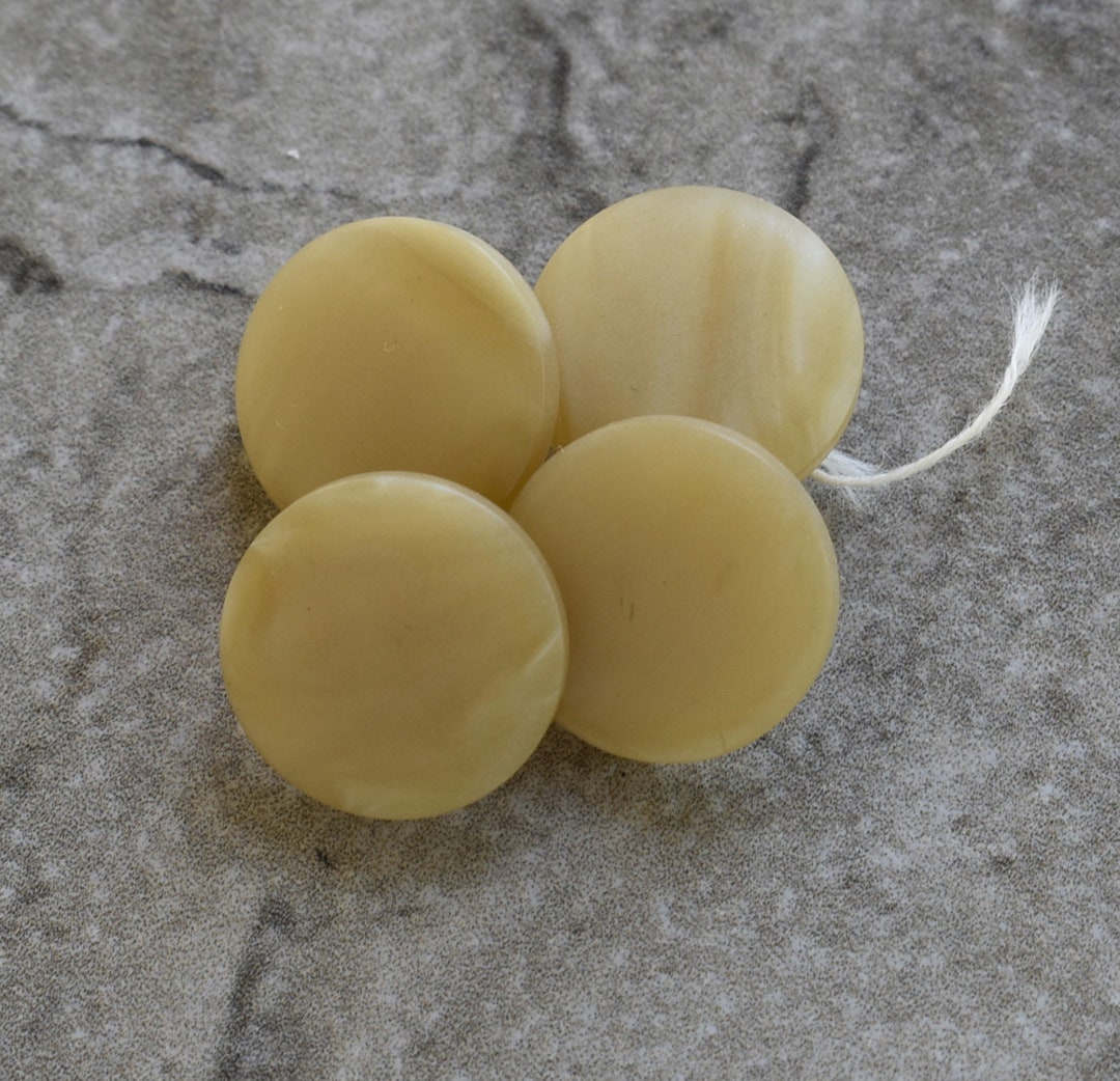 4 Vintage Brown Shank Round Buttons Size 11/16" #104 - Etsy