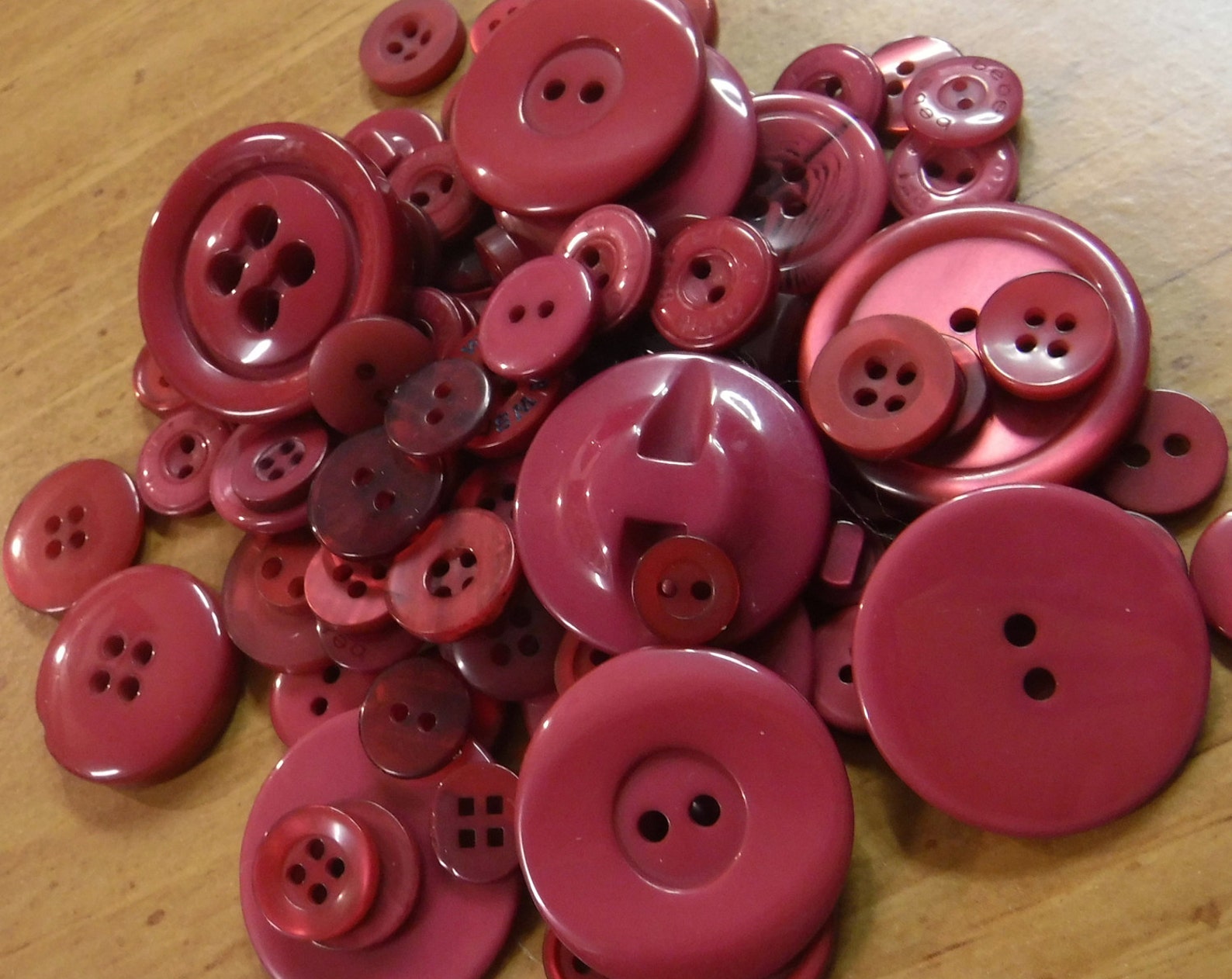 Wine Red Buttons 100 Bulk Assorted Round Multi Size Crafting | Etsy