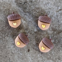 Acorn Button - Etsy