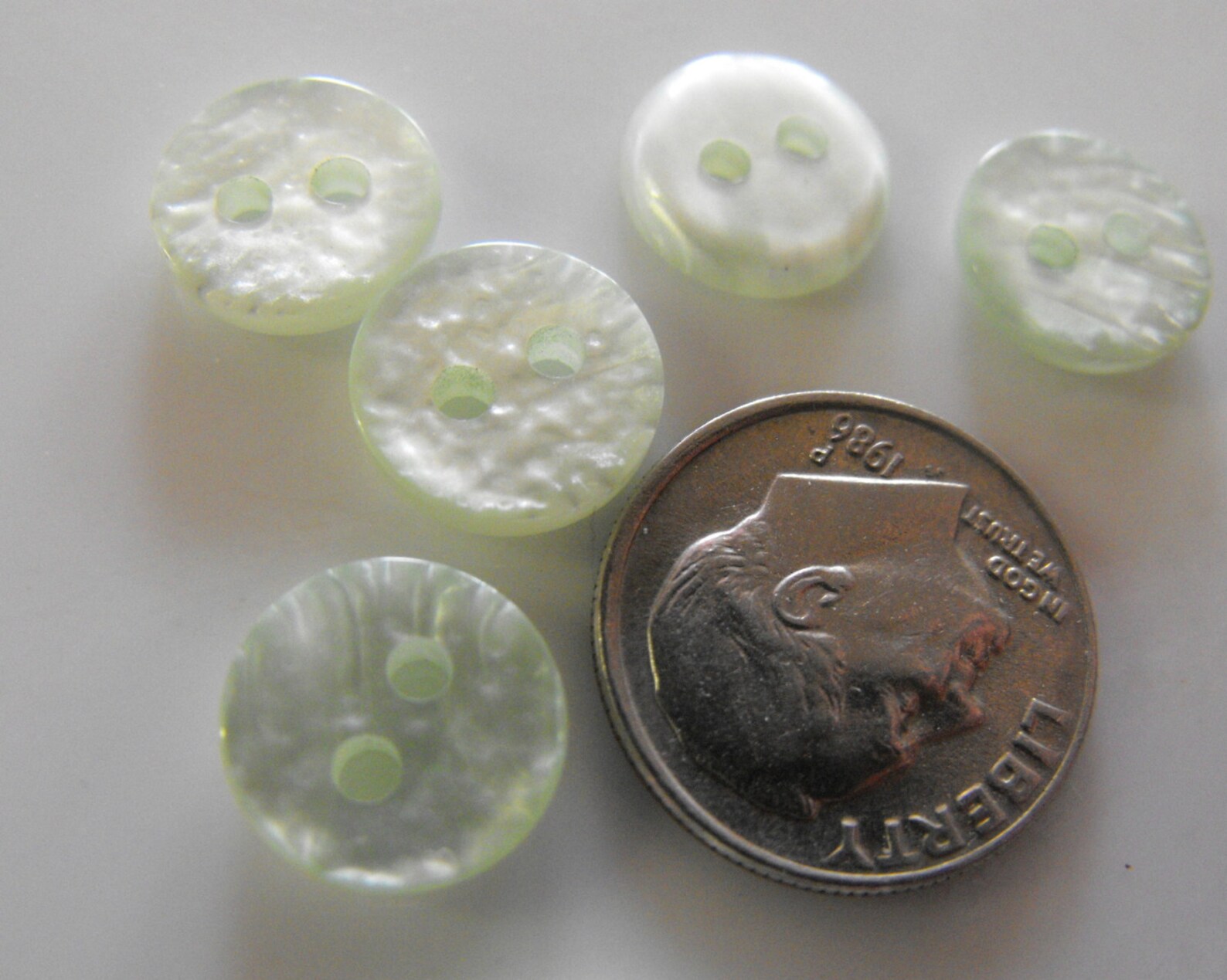 50 Mint Green Bumpy Round Buttons Size 7/16" - Etsy