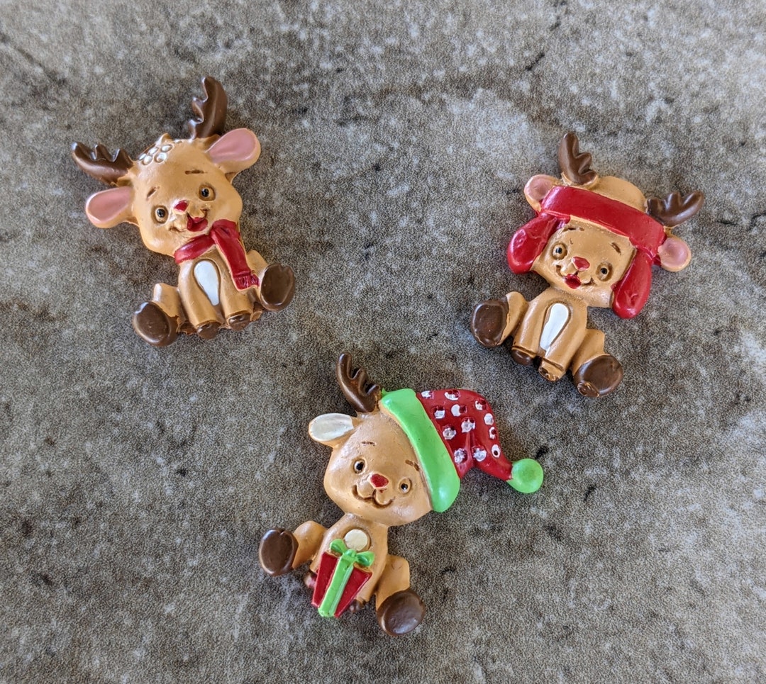 2 Reindeer Fun Flat Back Embellishment Buttons You Choose the Style. - Etsy