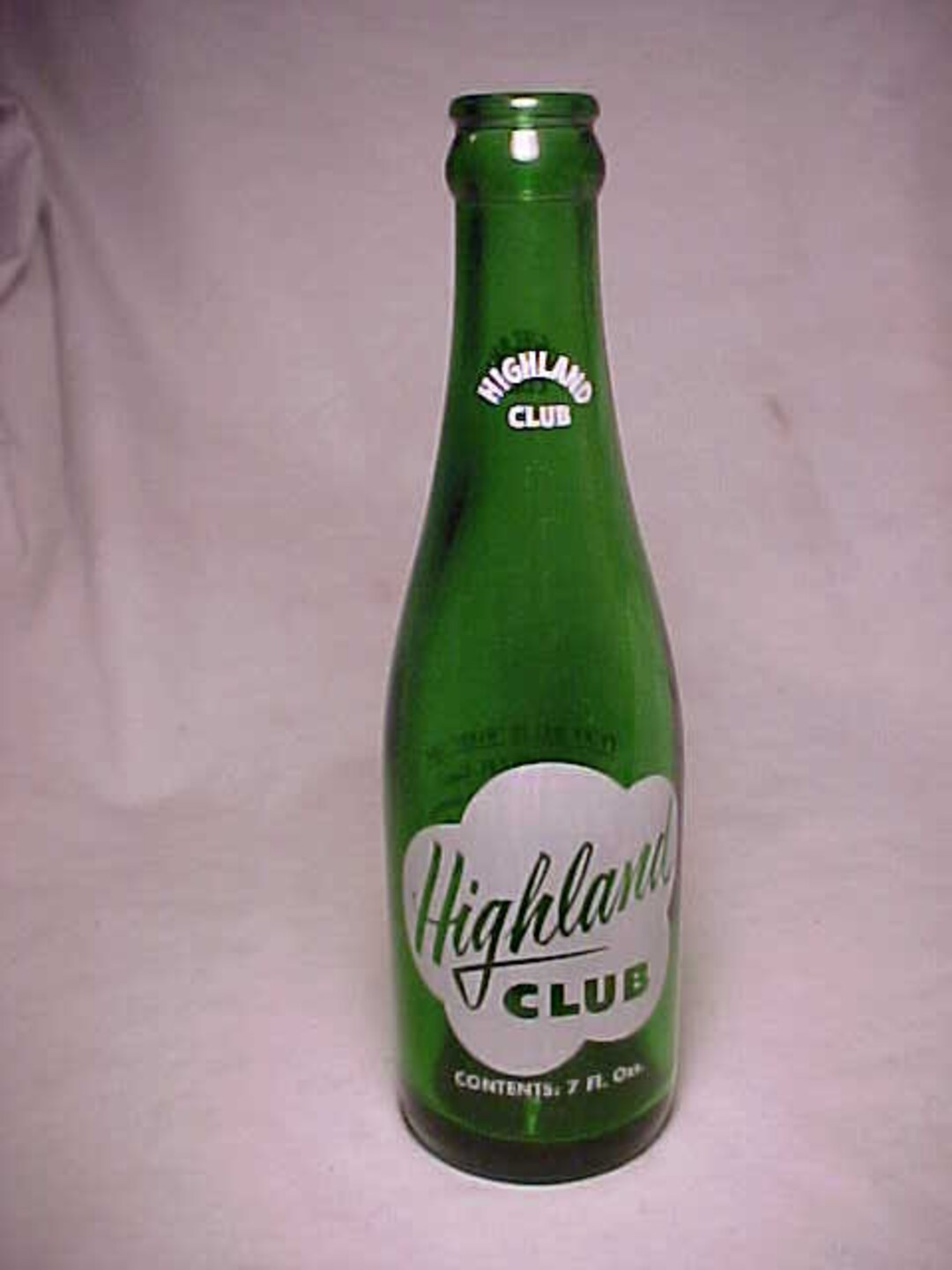 1968 Highland Club Highland Club Beverage Co. Ludlow, Mass., 7 Ounces ...