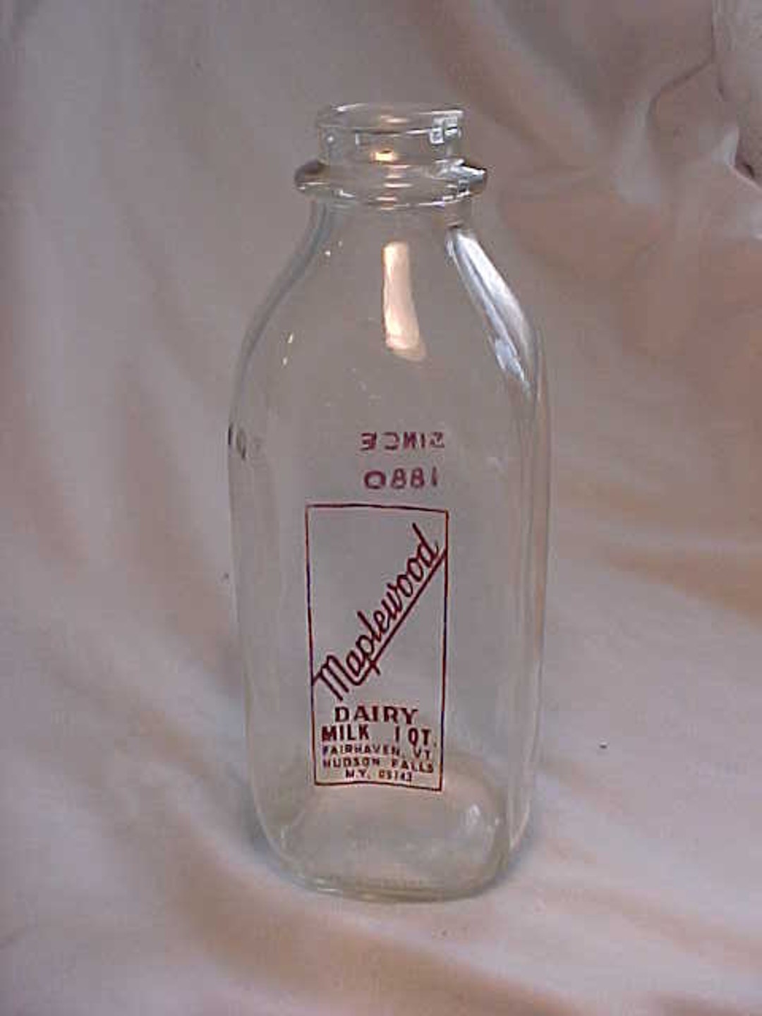 1969 Maplewood Dairy Fair Haven, VT., One Quart Size Clear Glass Maroon ...
