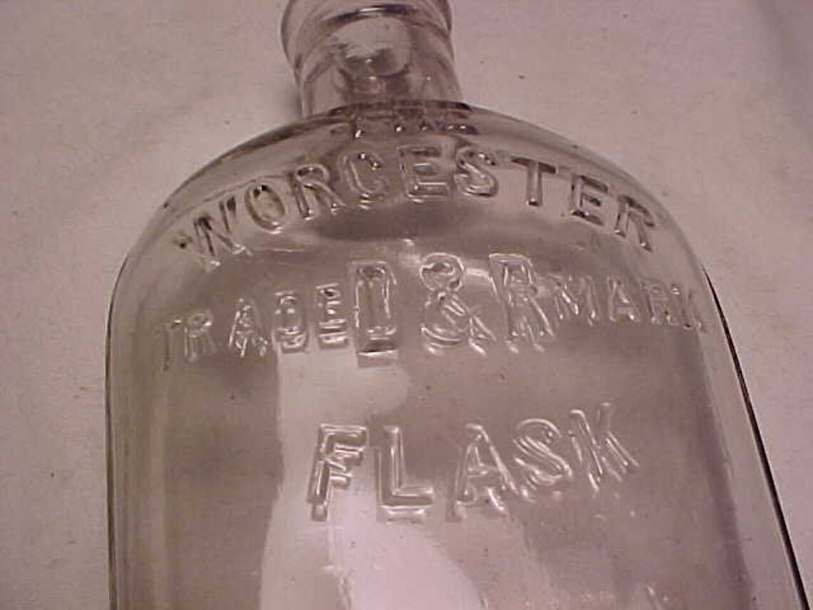 C1890s the Worcester Trade Mark D & R Flask Branch Union Made Pokeepsie ...