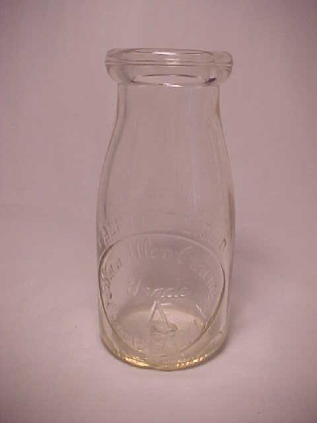 1930s Ethan Allen Creamery Essex Jct., Vermont, Embossed Half Pint Milk ...