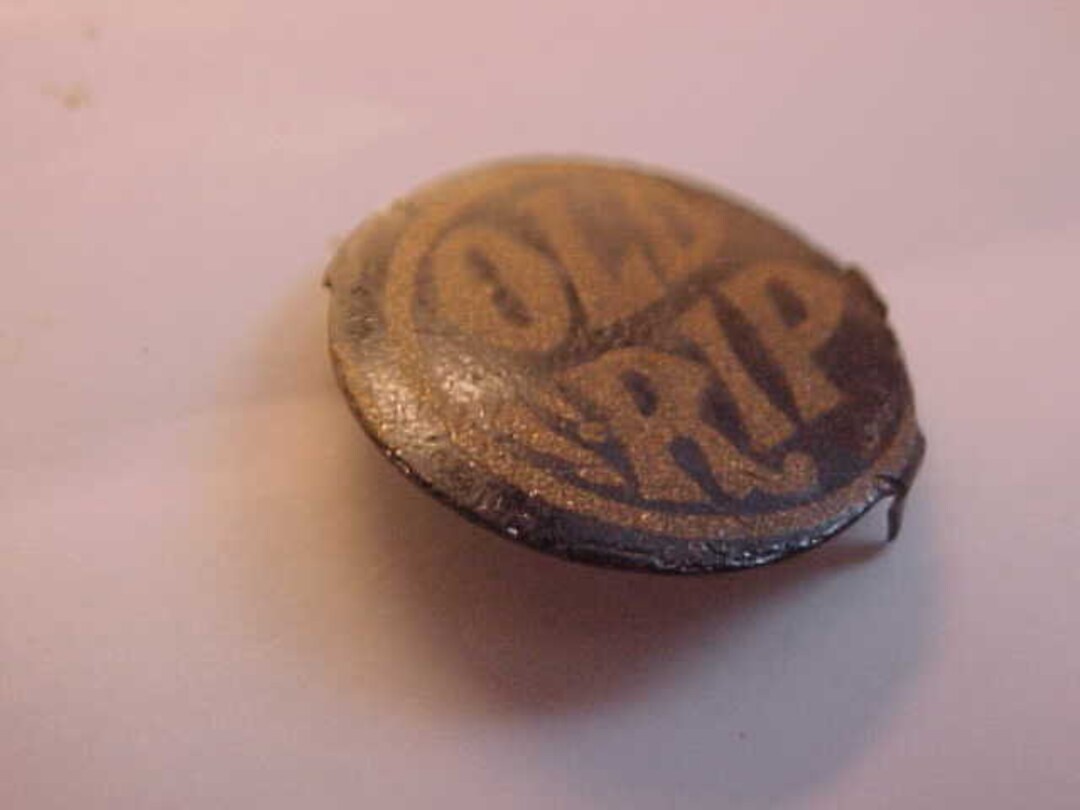 C1900-20s Old Rip, Tin Litho Tobacco Tag, Antique Tobacco Tin, Smoke ...