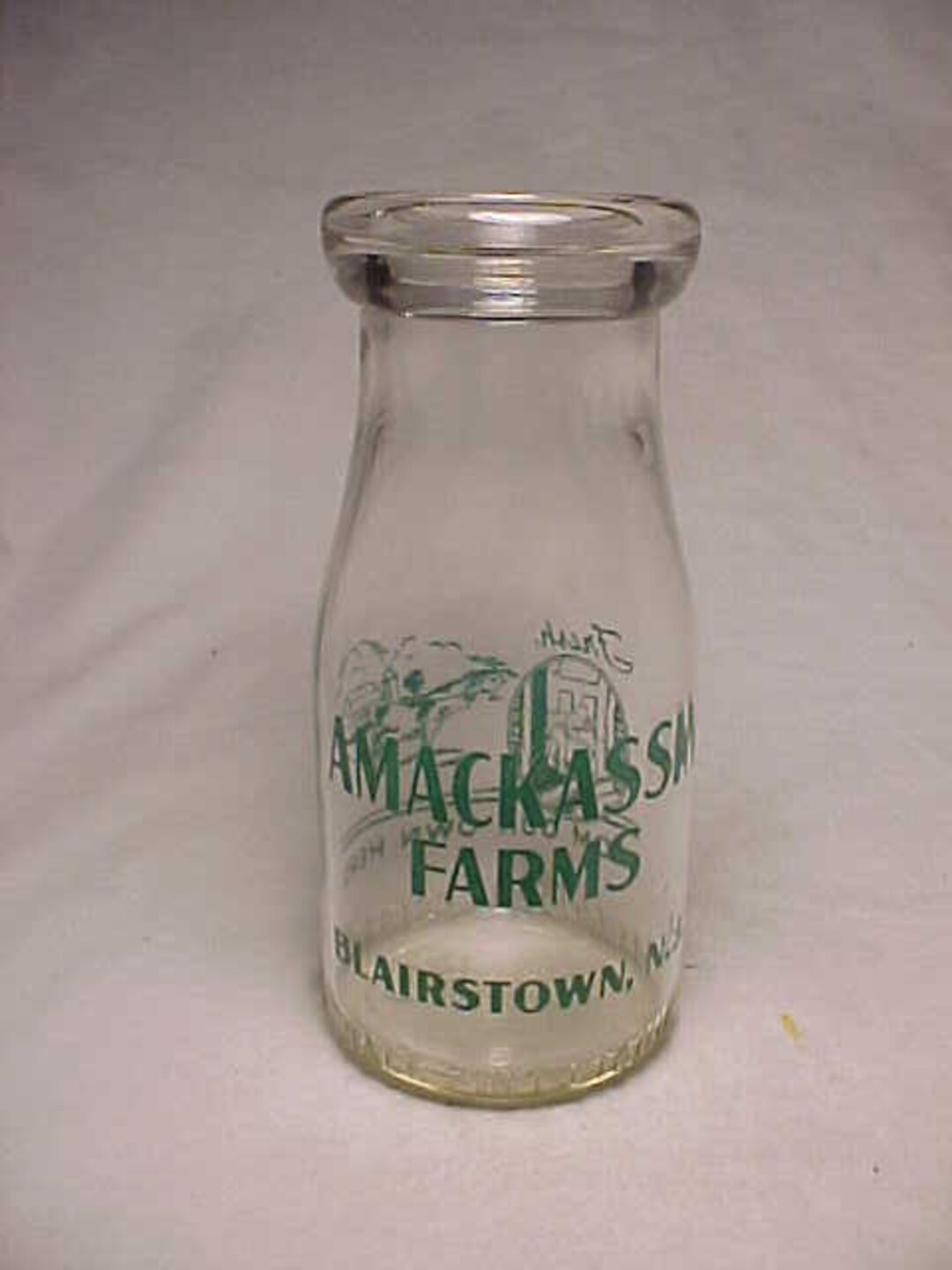 C1940s Amackassin Farms Blairstown, N.J., Green Pyro Half Pint Milk ...