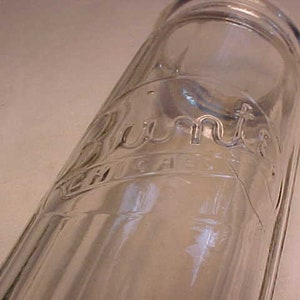 C1920s Bunte Worlds Famous Candies Chicago, Illinois, 1/4 Pint 18 Panel ...