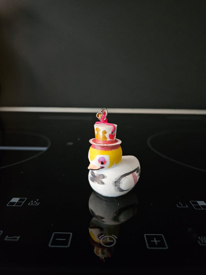 Hazbin Hotel Cat Figures & Keychains – Vox, Alastor, Lucifer Duck | 3D ...