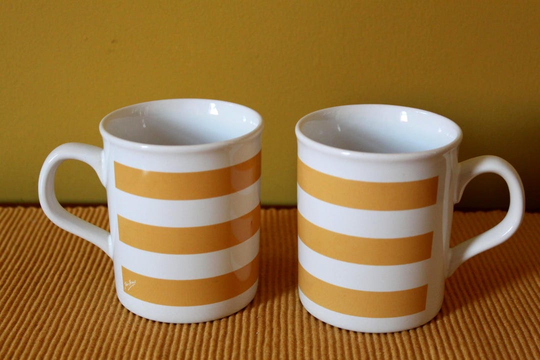 Pair of Made in England Vintage Midcentury Coffee Mugs by John Tams - Etsy