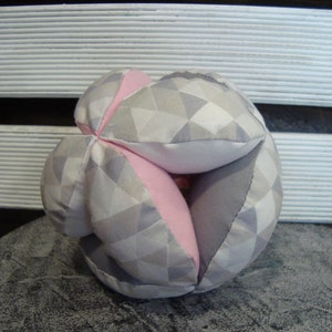 Triangles Pink Puzzle Ball, Montessori Baby Toy, Fabric Triangles Ball ...