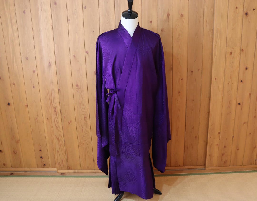 Vintage Japanese the Court Noble Shinto Buddhist Priest Purple Happi ...