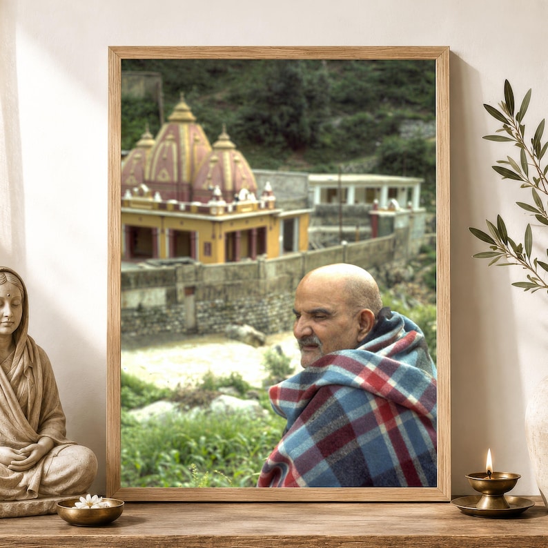 Neem Karoli Baba em Kainchi Dham | Arte da Presença Sagrada | Download ...