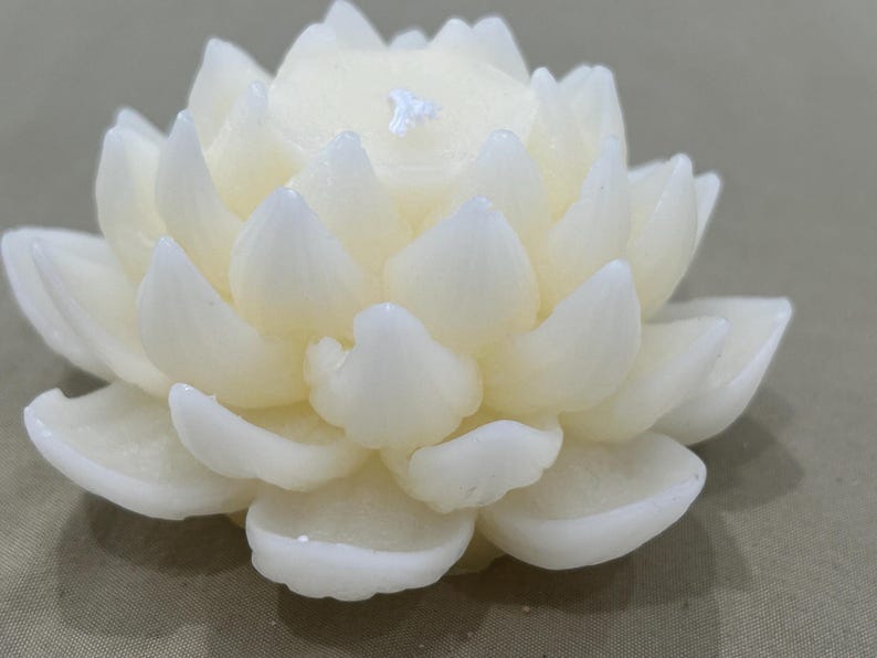 Beeswax Lotus Floating Candle | Wedding Centerpiece, Event Decor - Etsy