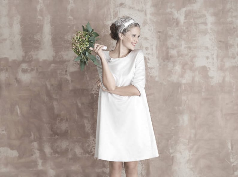 Modest retro wedding dress / A-line simple wedding dress with | Etsy