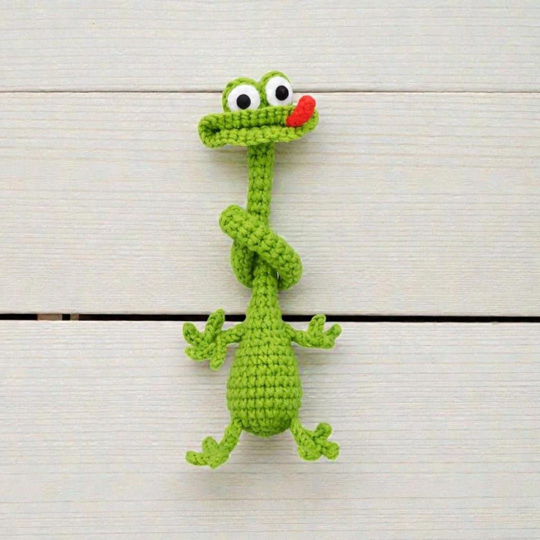 Crochet Long Neck Animal Keychain, Frog Keychain Amigurumi, Funny Bear ...