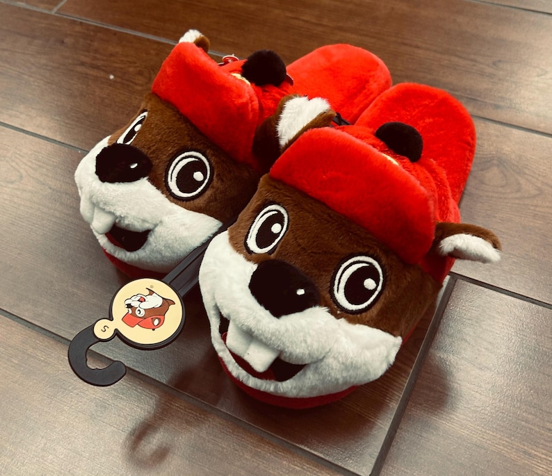 Buc-ee’s Plush Slippers – Cozy Beaver House Shoes | Soft Fuzzy Indoor ...