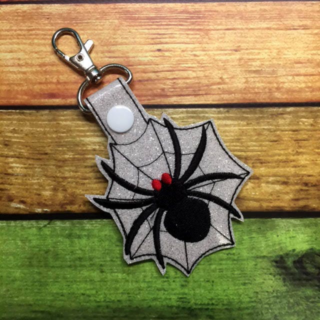 In the Hoop Spider Snap Key Fob Embroidery Machine Design - Etsy