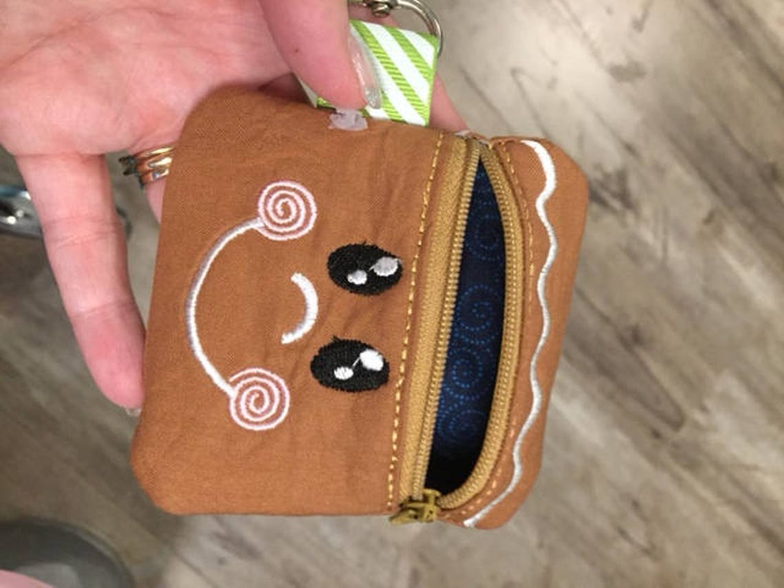 In the Hoop Gingerbread Boy Zipped Coin Purse Embroidery Machine Design ...