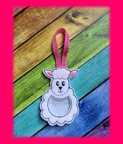 Easter Candy Pocket Embroidery Design Set - Etsy