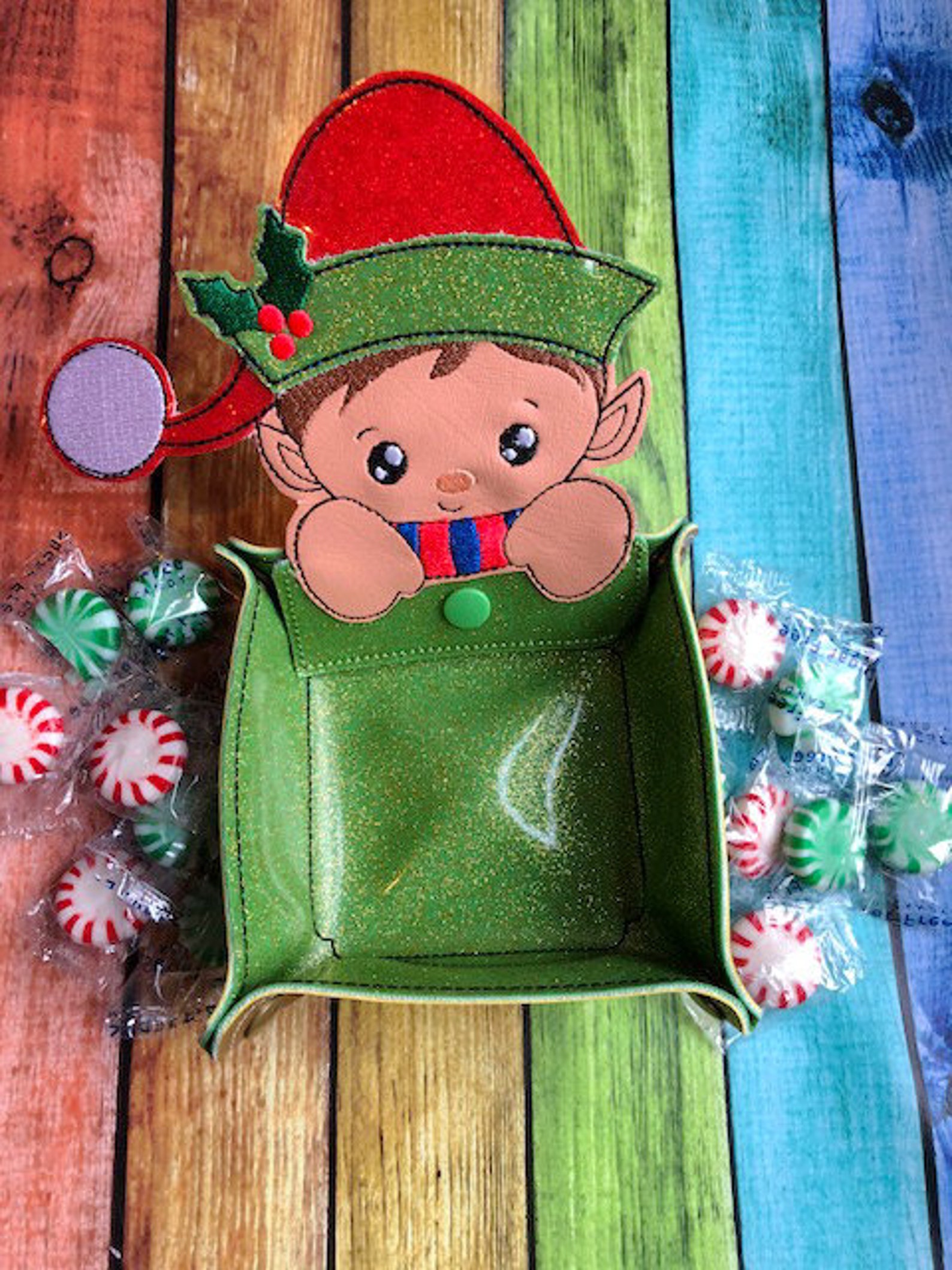 In the Hoop Boy Elf Peeker Snap Tray Embroidery Machine Design | Etsy