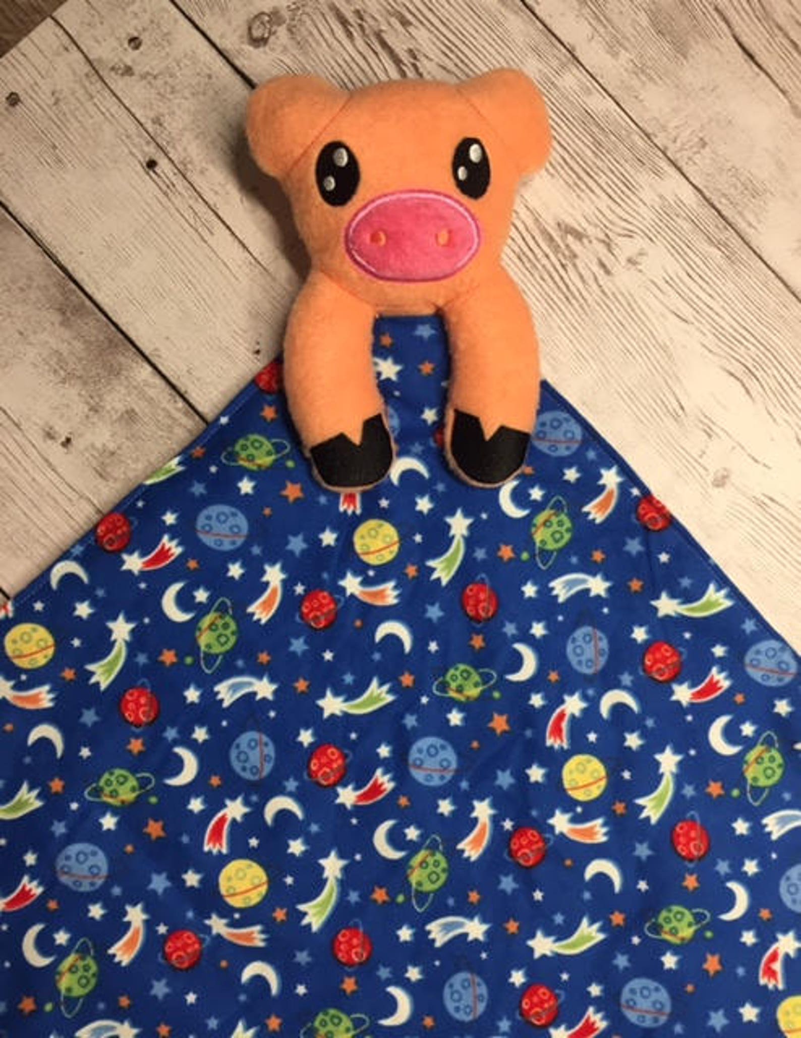 In the Hoop Pig in A Blanket Embroidery Machine Design - Etsy