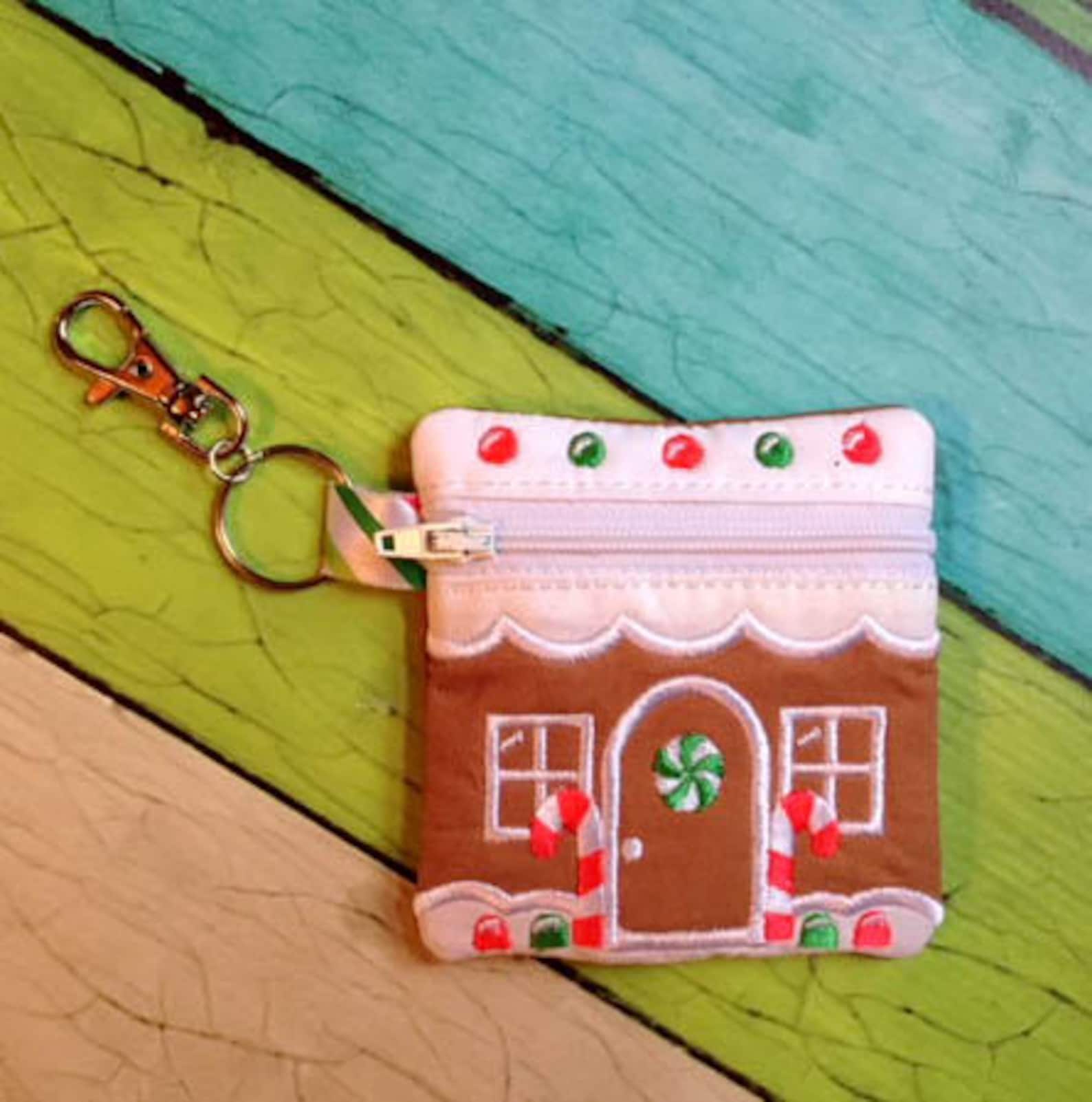 In the Hoop Gingerbread House Zipped Coin Purse Embroidery Machine ...