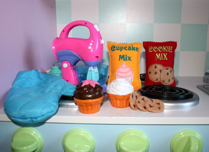 In-the-hoop Felt Baking Play Food Embroidery Design Set - Etsy