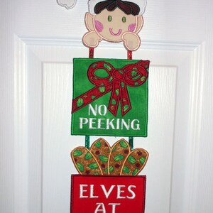 In the Hoop Door Sign no Peeking Design for - Etsy