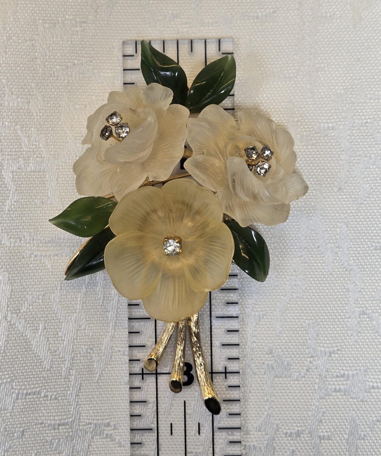 Vintage MC Lucite Flower Rhinestone Goldtone Brooch 60s - Etsy