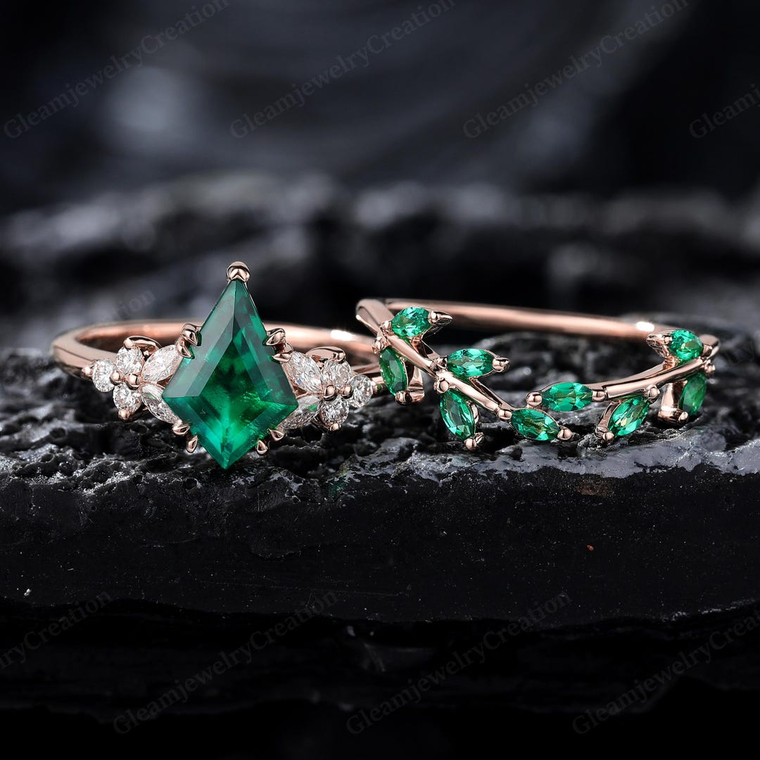 Kite Emerald Engagement Ring Set: Vintage 14K Rose Gold Diamond Wedding ...