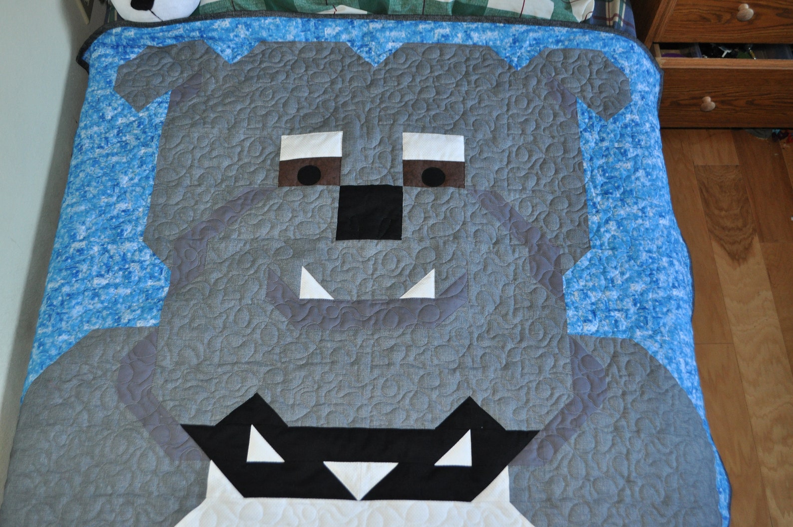 Bulldog Quilt Pattern with Multiple Sizes: 36x42 24x28 | Etsy