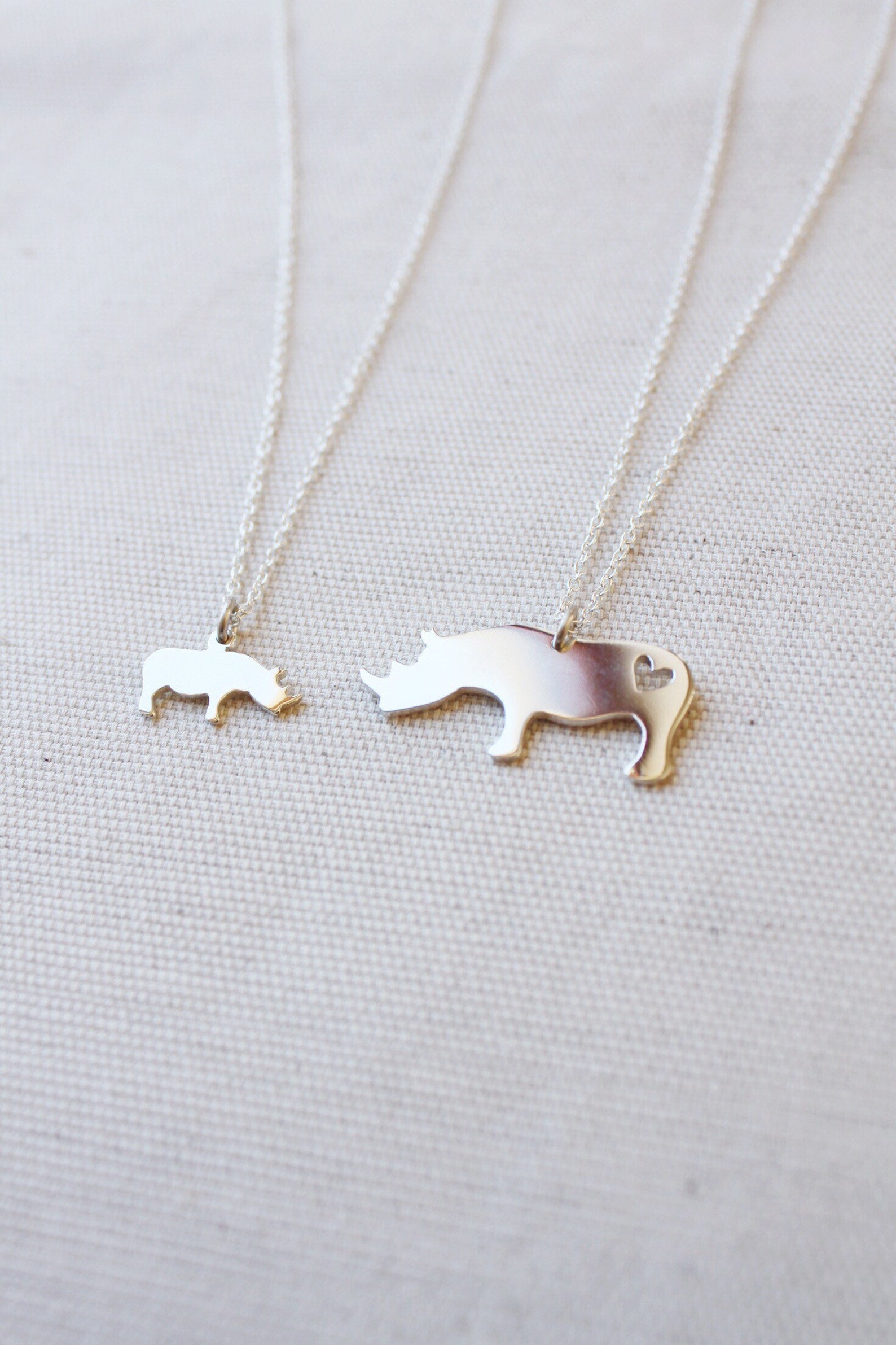 Rhino Love / Rhino Pendant / Africa Rhino / Silver Rhino - Etsy