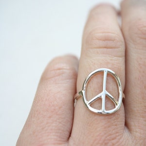 Peace Ring / Silver Peace Sign Ring / Delicate Ring / Boho Peace Ring ...