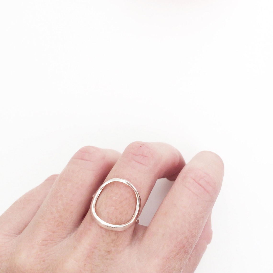Open Circle Ring / Sterling Silver Round Ring / Minimalist - Etsy