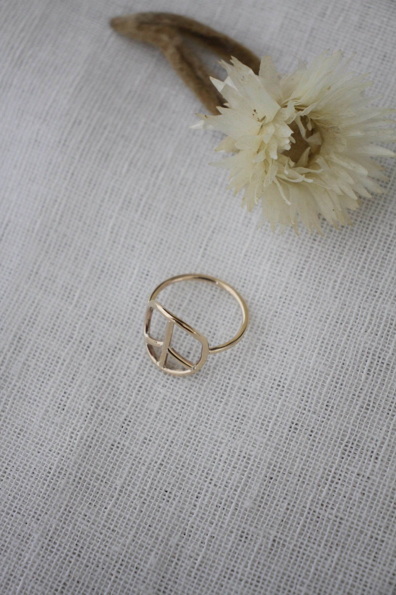 Gold Peace Ring / Peace Sign Ring / Solid 9ct Gold Ring / Boho - Etsy