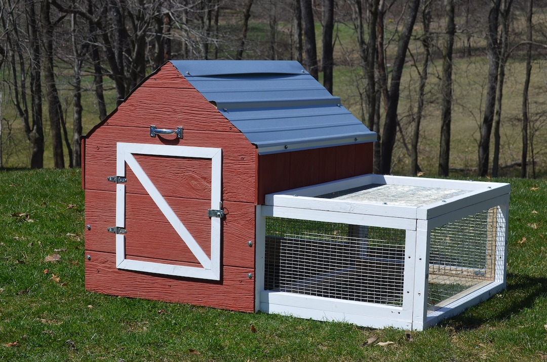 Amish Made Chicken Coop / Chicken Tractor for 4-5 Birds - Etsy