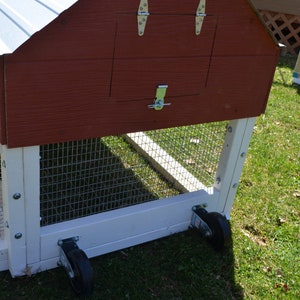 Amish Made Chicken Coop / Chicken Tractor for 4-5 Birds - Etsy