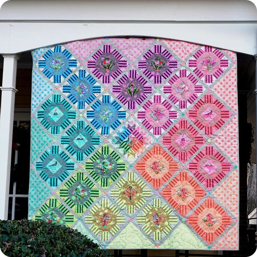 NEW Tula Pink's Star Cluster Quilt Kit Featuring Everglow Fabrics, FREE ...