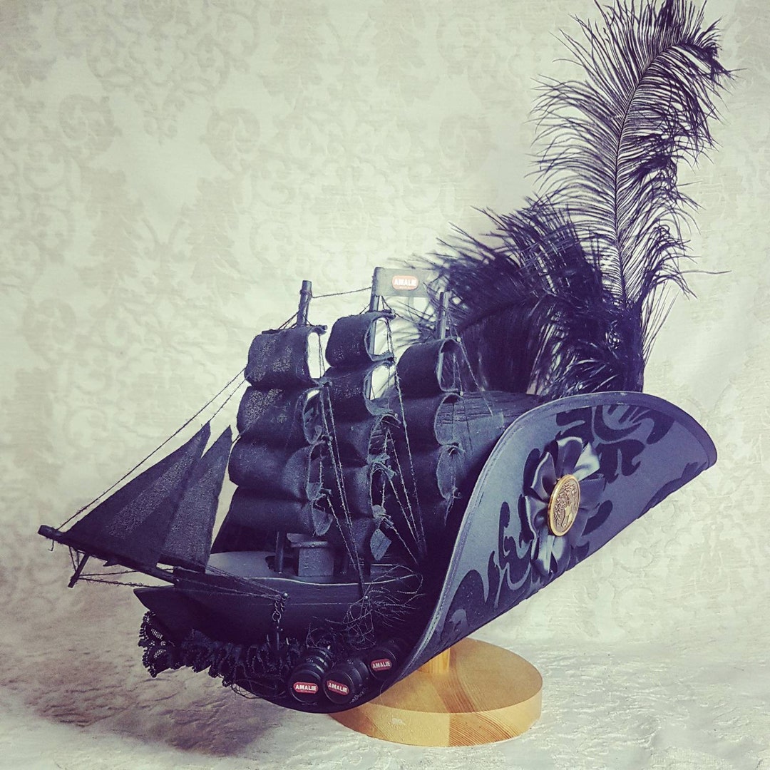 Black Tricorn Pinch Hat for Pirate Festivals, Historic Costuming ...