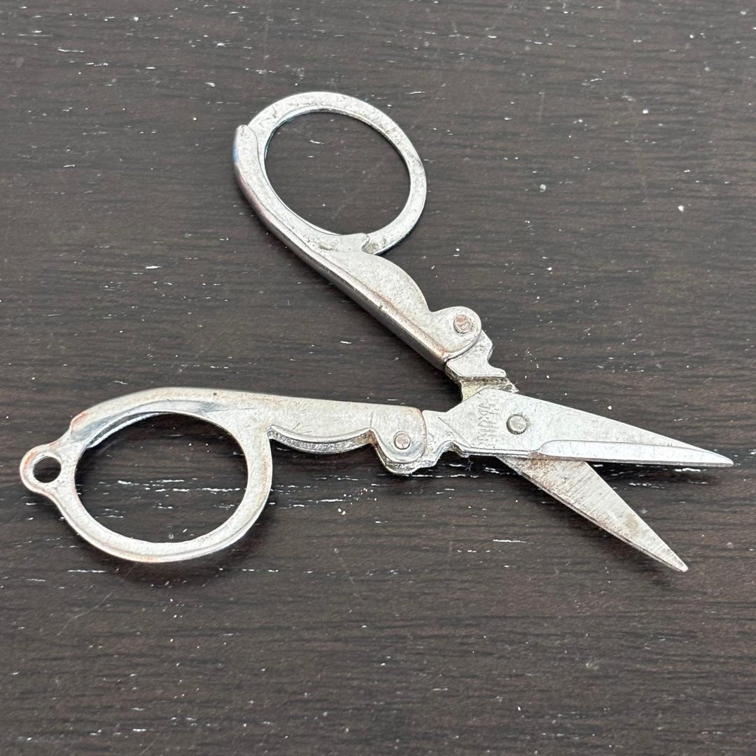 Vintage | Miniature Folding Sewing Machine Scissors | Collapsible ...