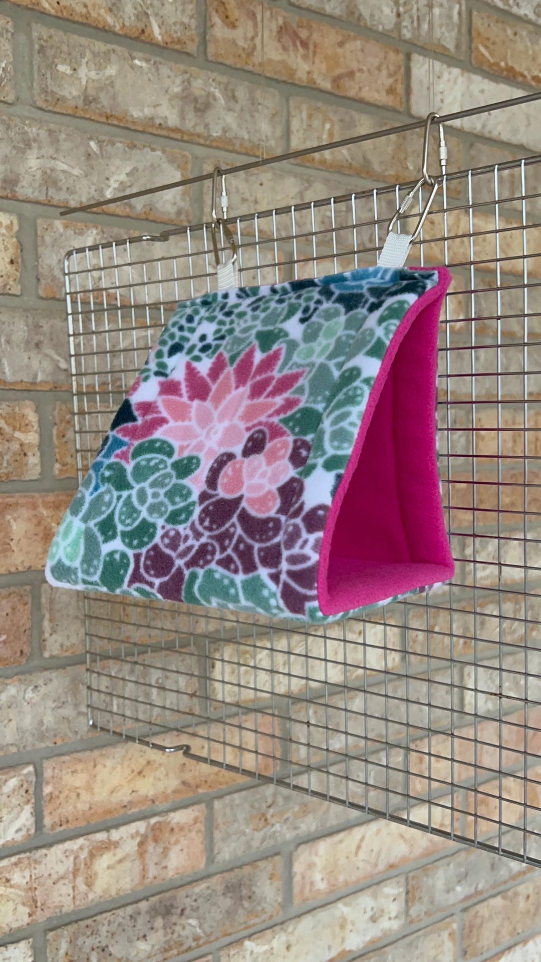 Floral Side Mount Bird Hut: Fleece Bird Tent for Special Needs Birds ...
