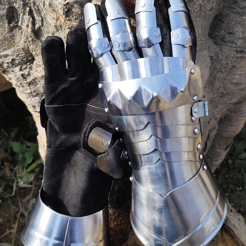 Leather Gauntlets - Etsy