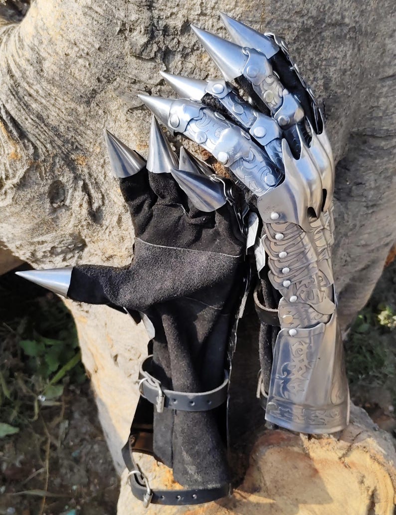 Medieval Etched Gauntlet Gloves Pair/silver Finish /use for Display ...