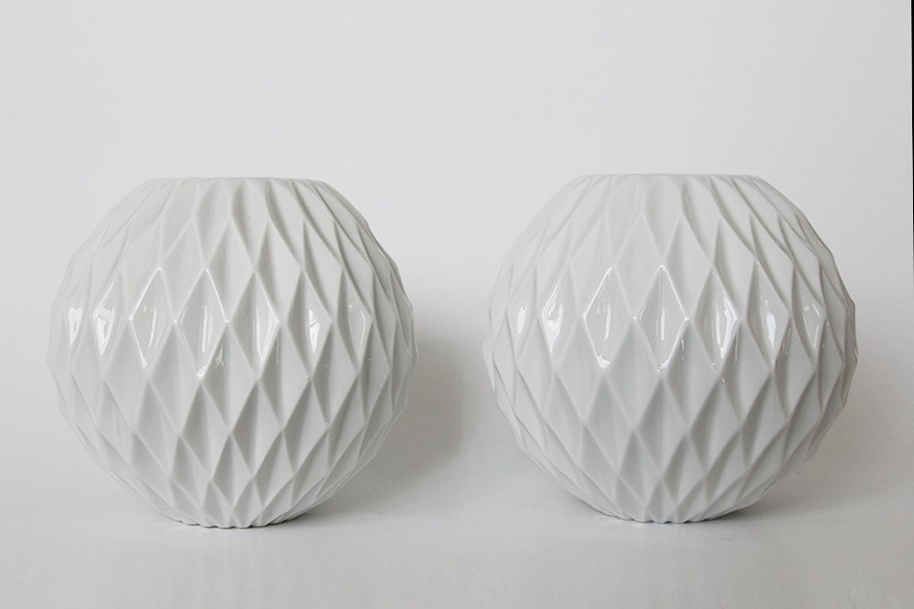 Modernist German Panton Era Space Age Op Art White Honeycomb Vase ...