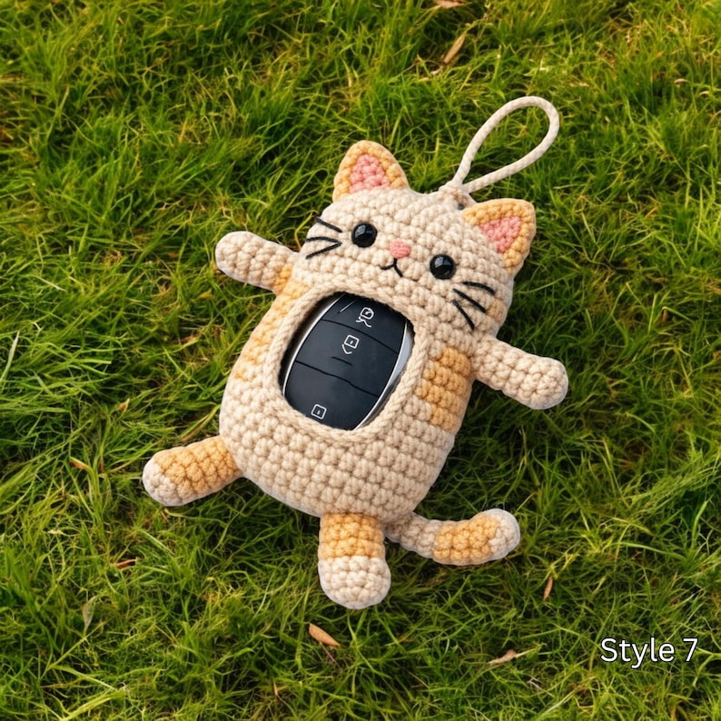 Crochet Cat Key Cover - Cute Amigurumi Key Fob Case, Handmade Smart Key ...