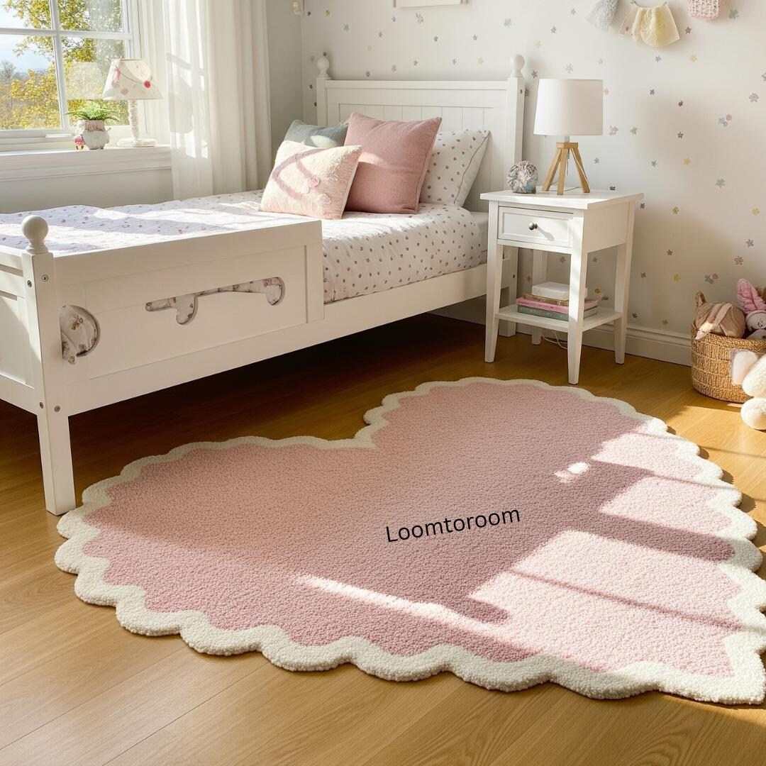 Heart Shaped Area Rug | Pink & White Scalloped Edges | Hand-tufted Wool ...