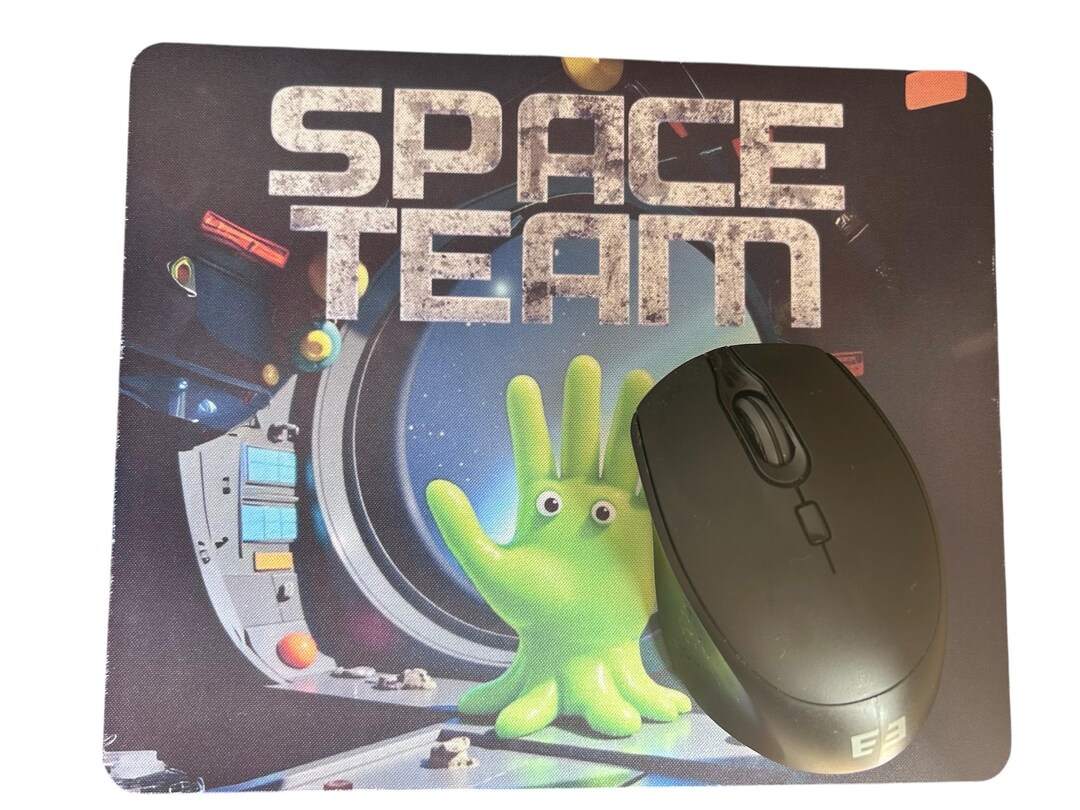 Sci-fi Alien Hand Mouse Mat: Space Team Desk Decor - Etsy