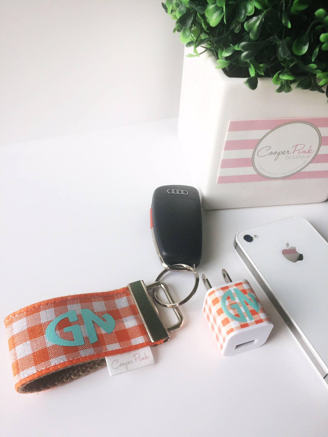 Monogrammed Gingham Mini Key Fob + Matching Charger Wrap| Key Ring ...