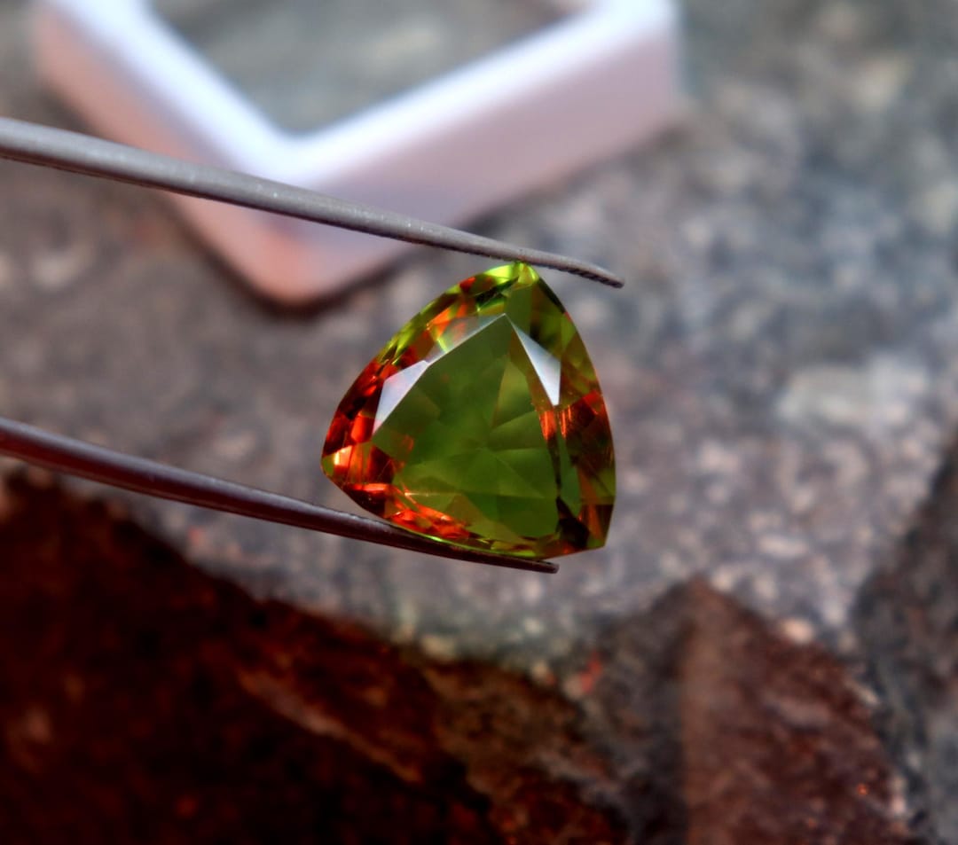 Natural Alexandrite Trillion Cut 13.3CT Multi Color Alexandrite AAA ...